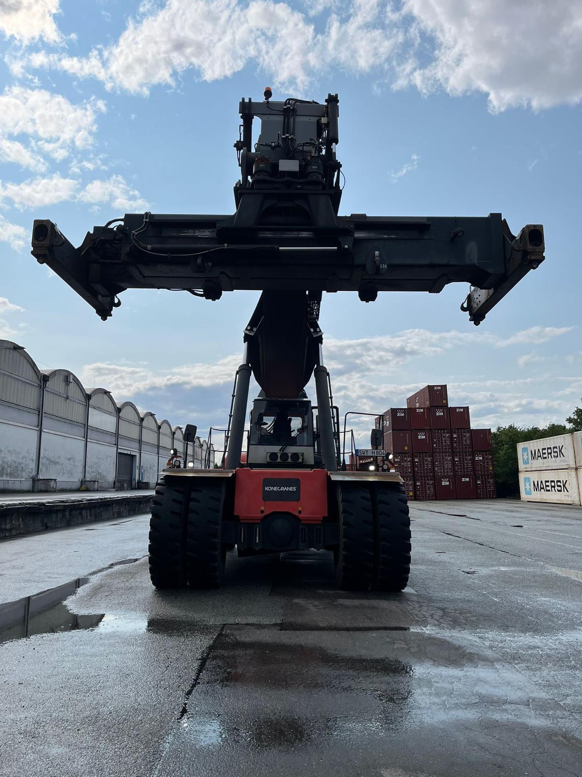 Used Reach Stacker – Your one-stop destination for your all material ...